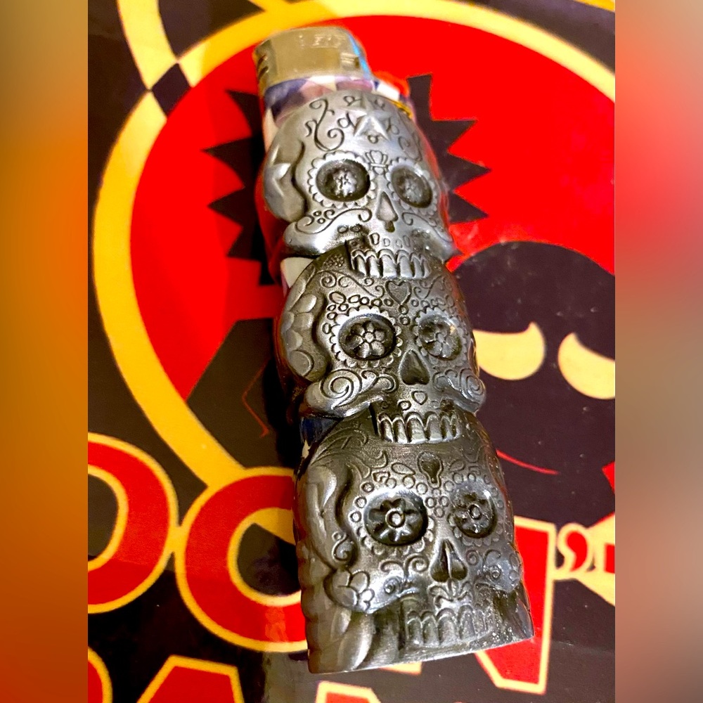 Three Skull Face Skeleton Metal Lighter Case Holder F… - Gem